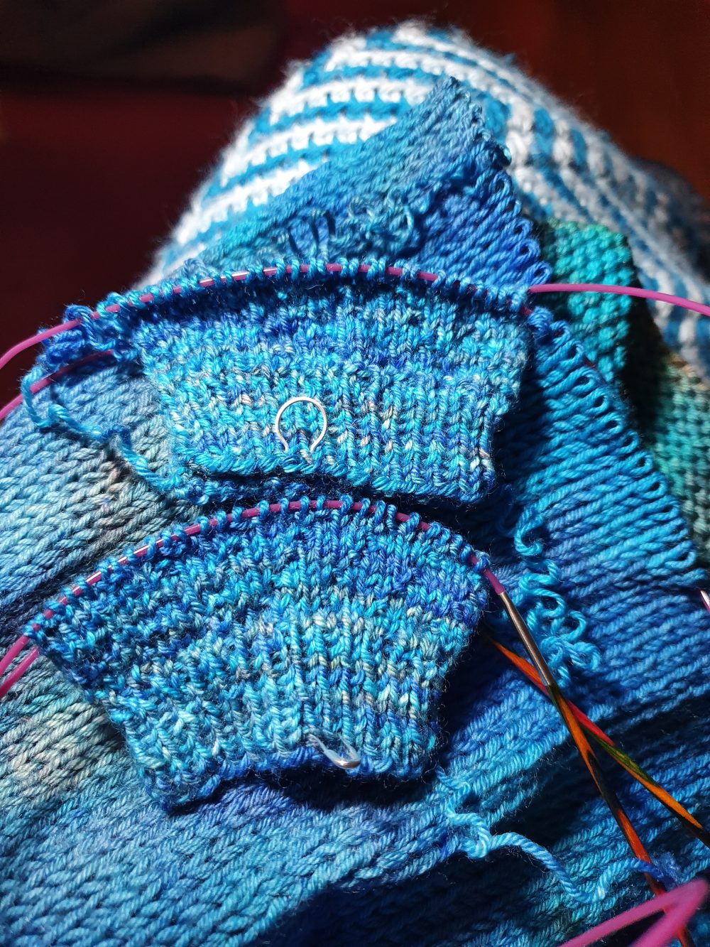 YOP12 Week 38/52 – FO mittens and lampshade fibre prep – HighlandHeffalump